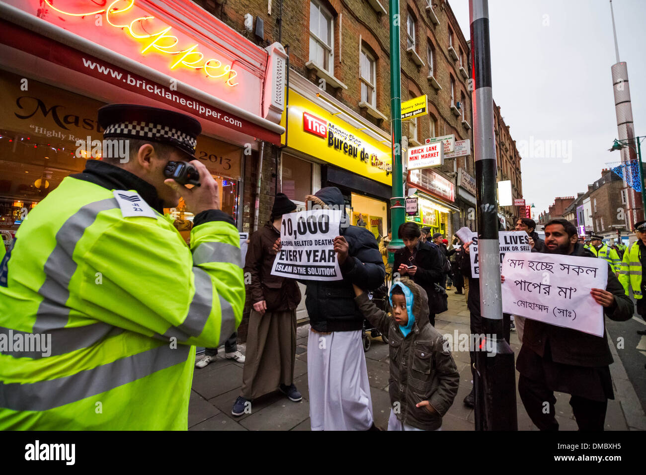 Radical Islamists protest against alcohol sale in London’s Brick Lane ...