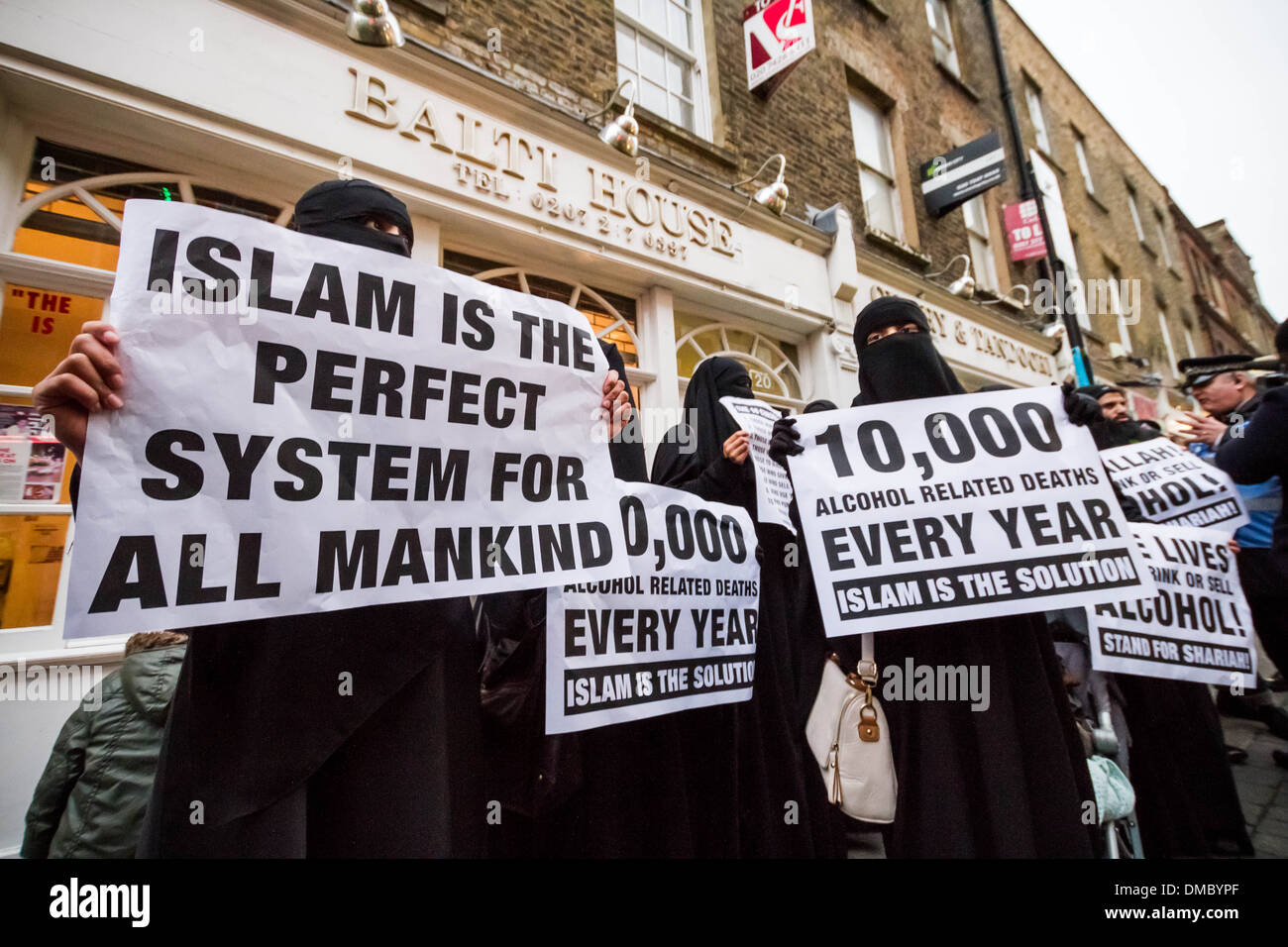 Radical Islamists protest against alcohol sale in London’s Brick Lane ...