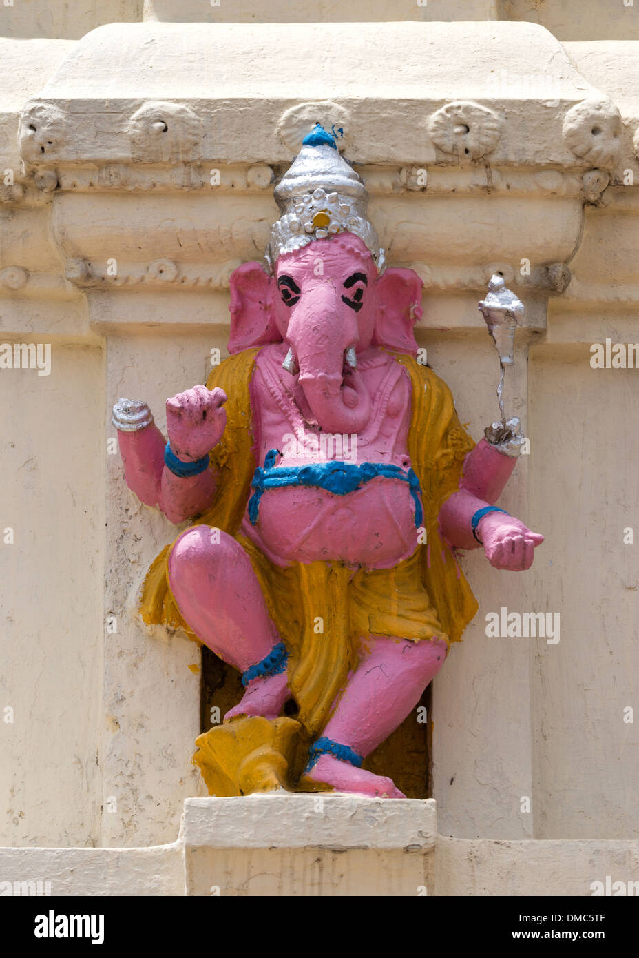 Pink Lord Ganesha in Lal Bagh, India's Bangalore Stock Photo - Alamy