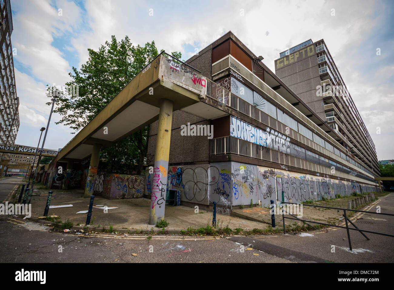 Heygate Estate remains derelict in south London, UK Stock Photo - Alamy