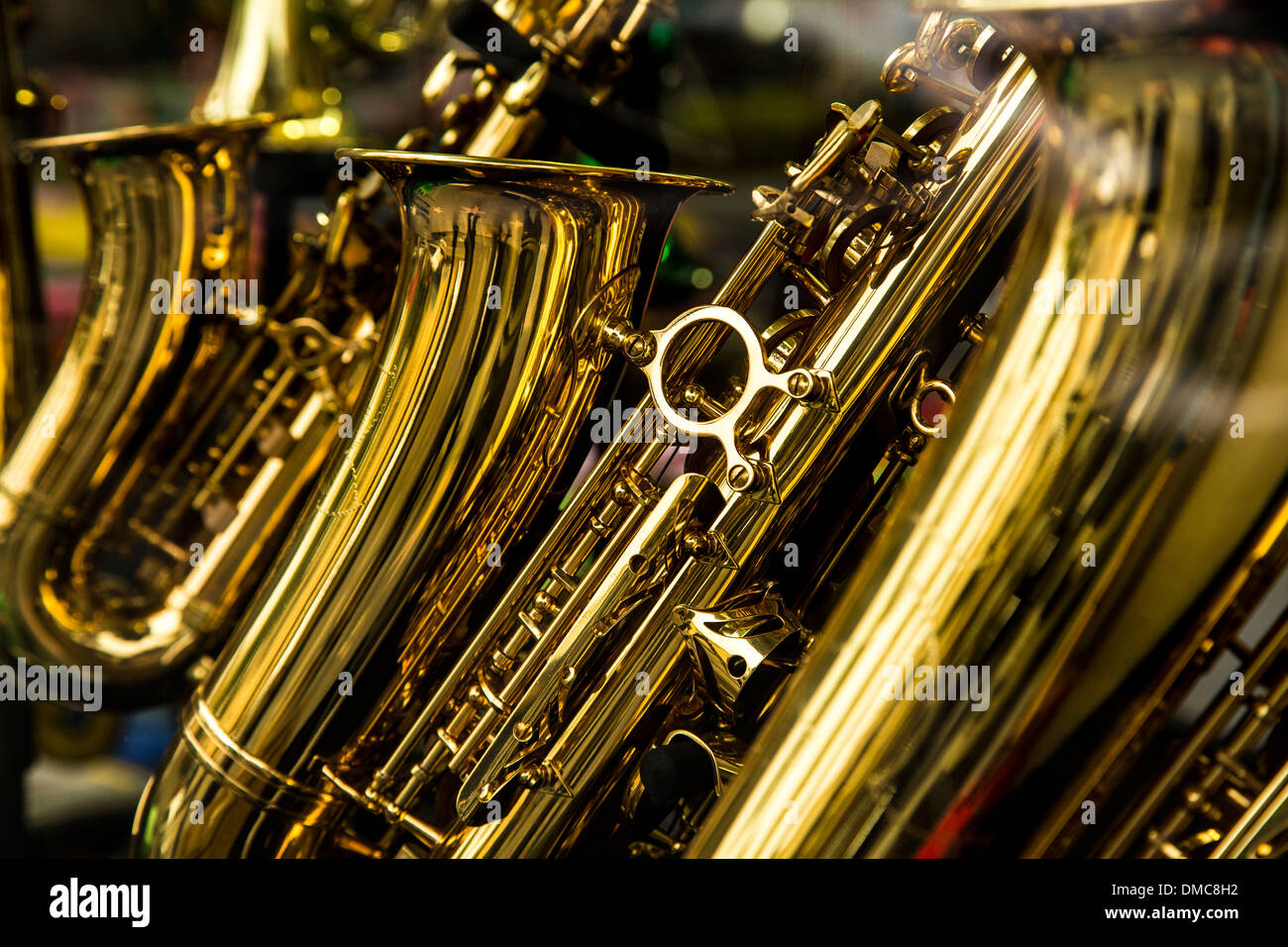 Brass instruments hi-res stock photography and images - Alamy