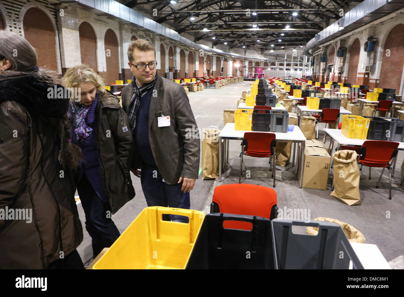 Vote counting hall hi-res stock photography and images - Alamy