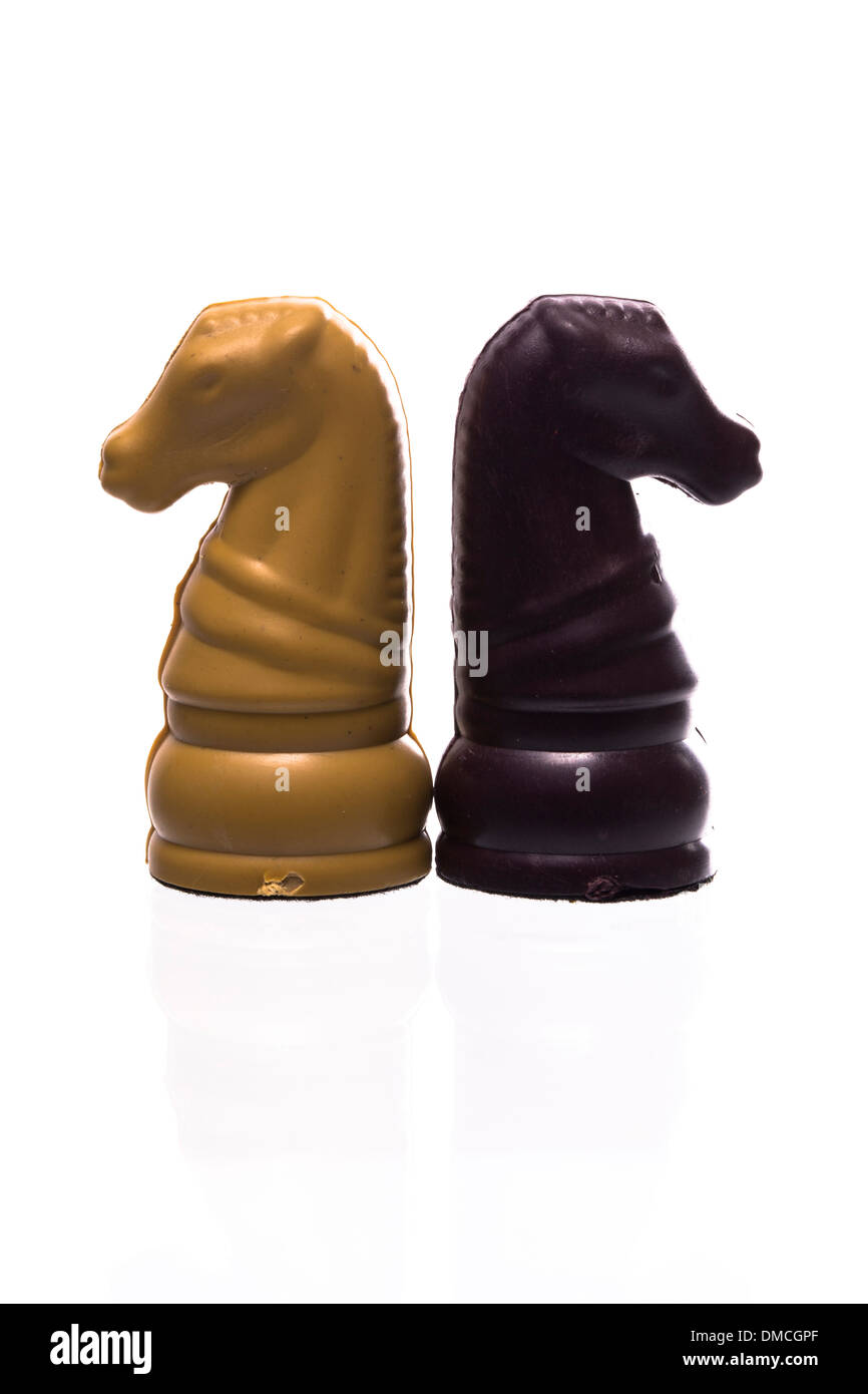 Two knights; Chess pieces Stock Photo - Alamy