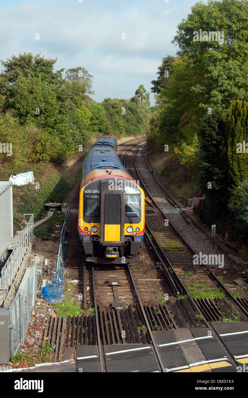 Level crossing farnham train station hi-res stock photography and ...