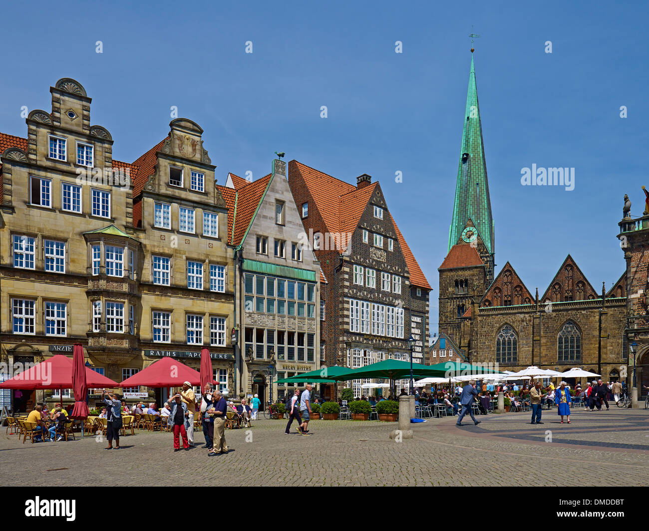 Our lady row houses hi-res stock photography and images - Alamy