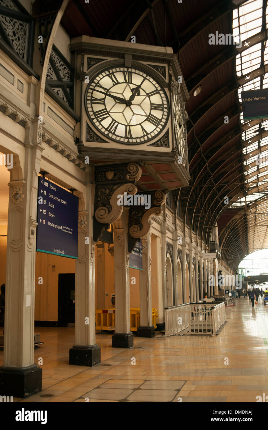 Platform clock at Paddington train station, West London, England ...