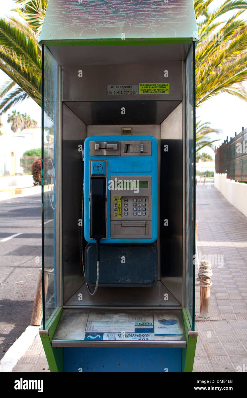 Public telephone hi-res stock photography and images - Alamy