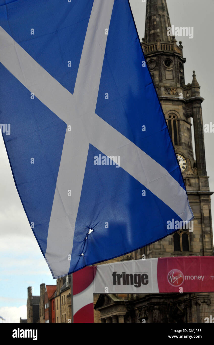 Edinburgh flag hi-res stock photography and images - Alamy
