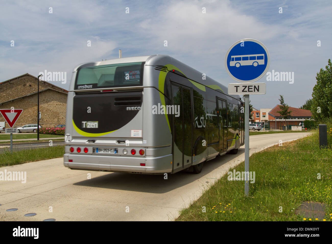 THE T ZEN, RAPID TRANSIT BUS, HAS ITS OWN LANE AS WELL AS PRIORITY AT ...