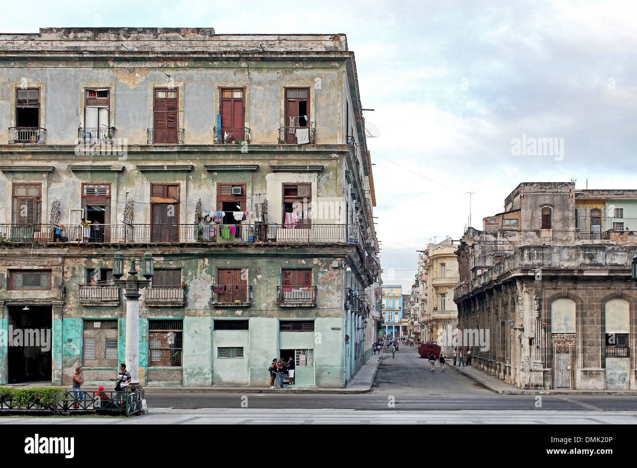APARTMENT BUILDINGS BEHIND THE CAPITOL, HAVANA, CUBA, THE CARIBBEAN ...