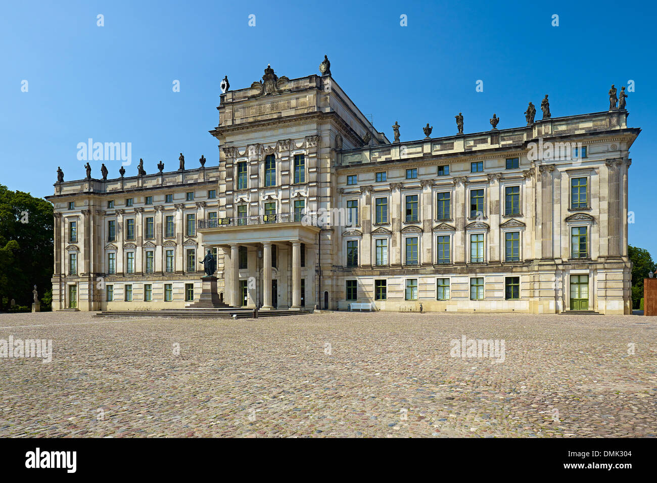 Ludwigslust Palace, Mecklenburg-Vorpommern, Germany Stock Photo - Alamy