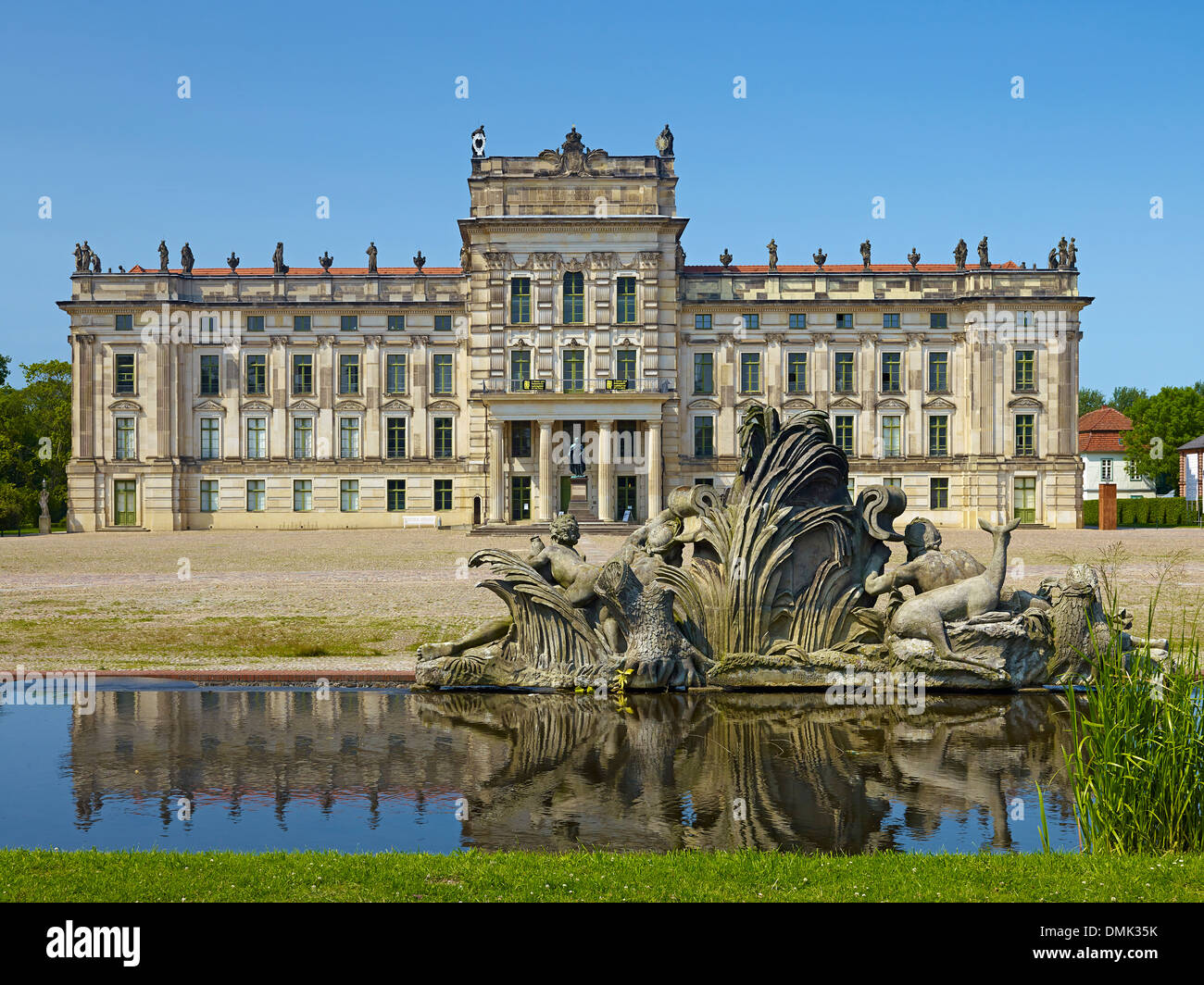 Ludwigslust Palace, Mecklenburg-Vorpommern, Germany Stock Photo - Alamy
