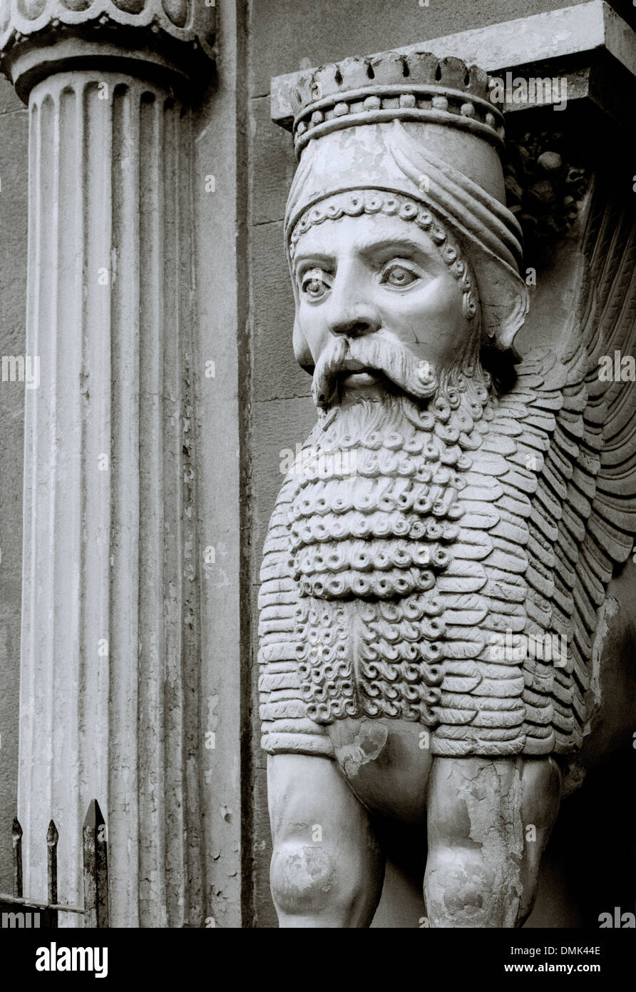 Zoroaster Statue