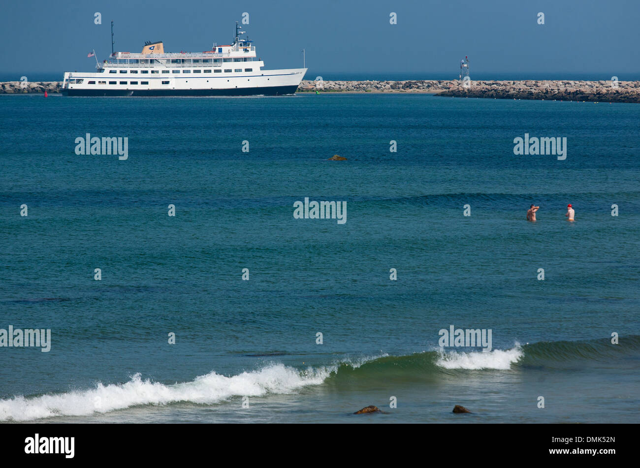 The Point Judith to Block Island ferry navigates Old Harbor ...