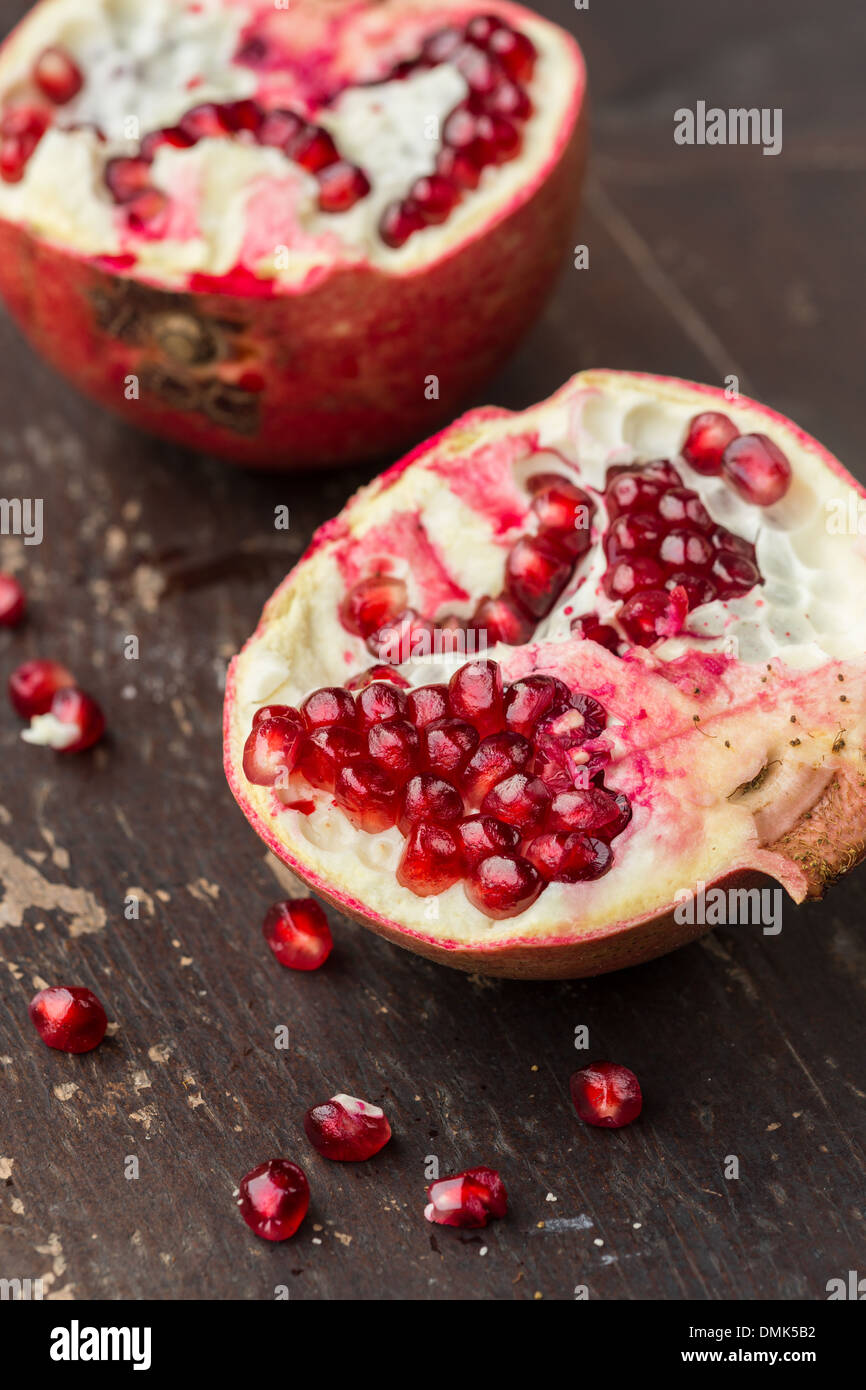 Close up pomegranate open hi-res stock photography and images - Alamy