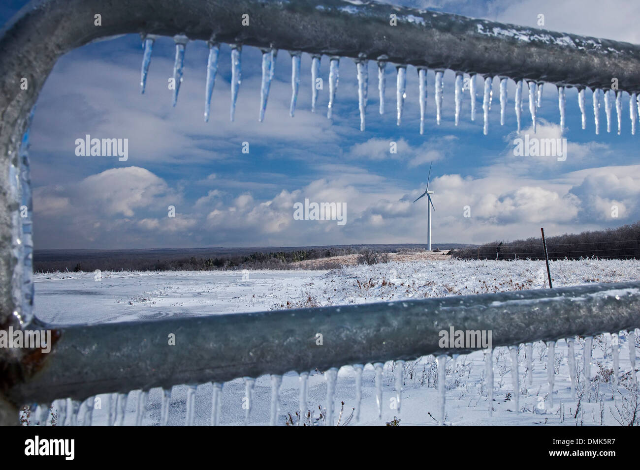 The ice storm hi-res stock photography and images - Alamy