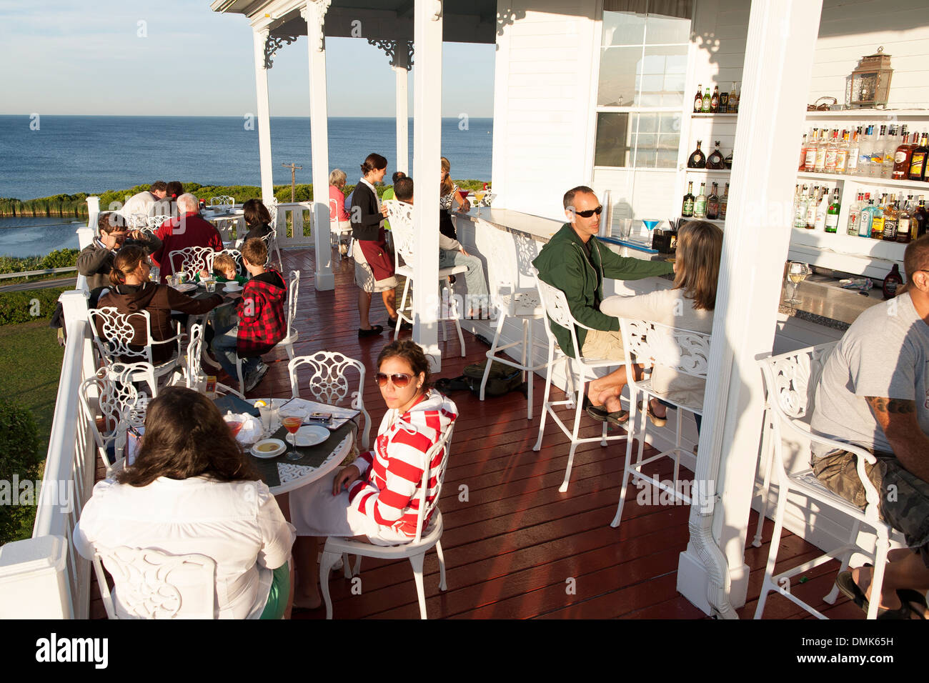 Veranda Bar Stock Photos & Veranda Bar Stock Images - Alamy