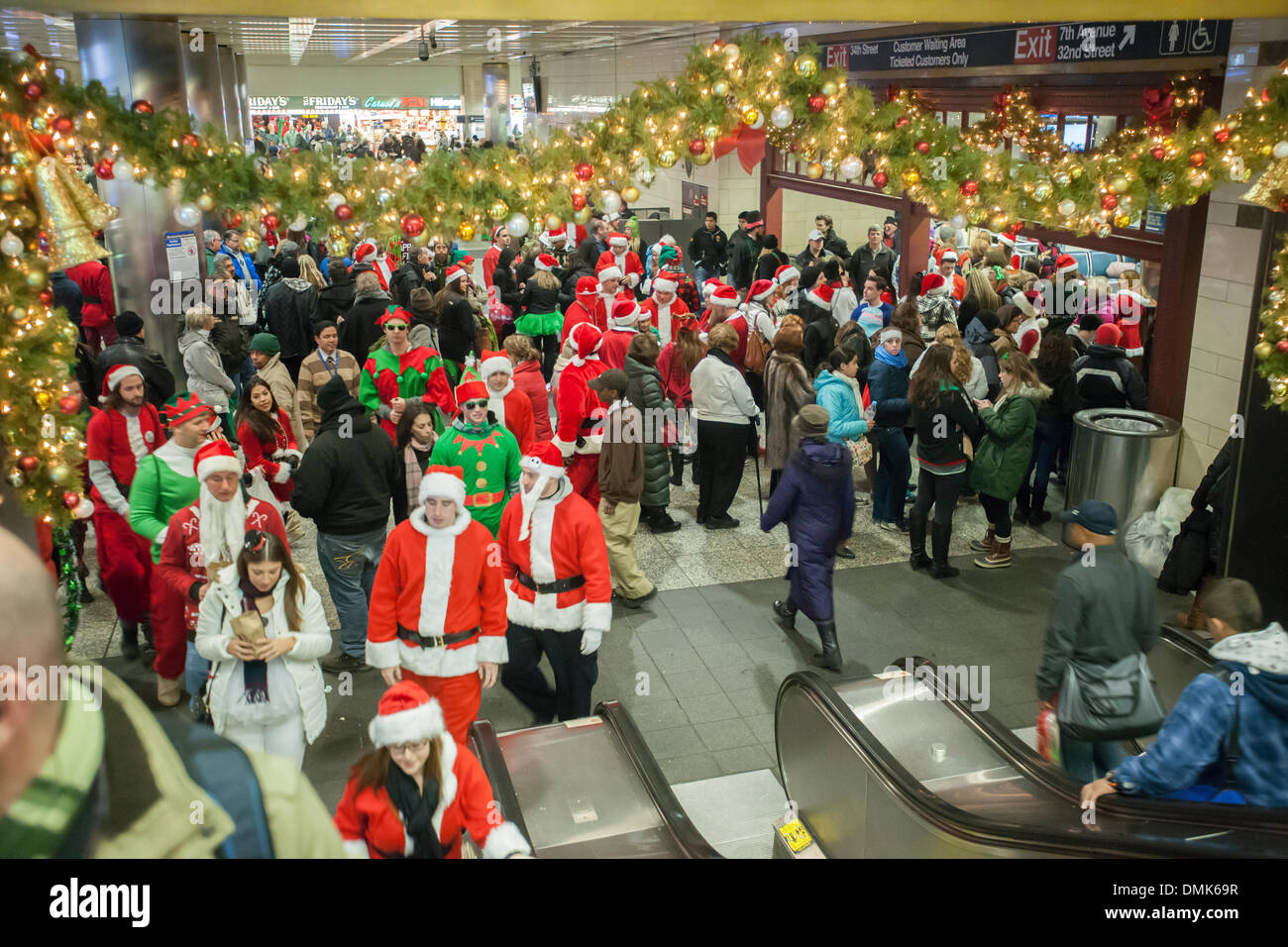 Drunken revelry hi-res stock photography and images - Alamy