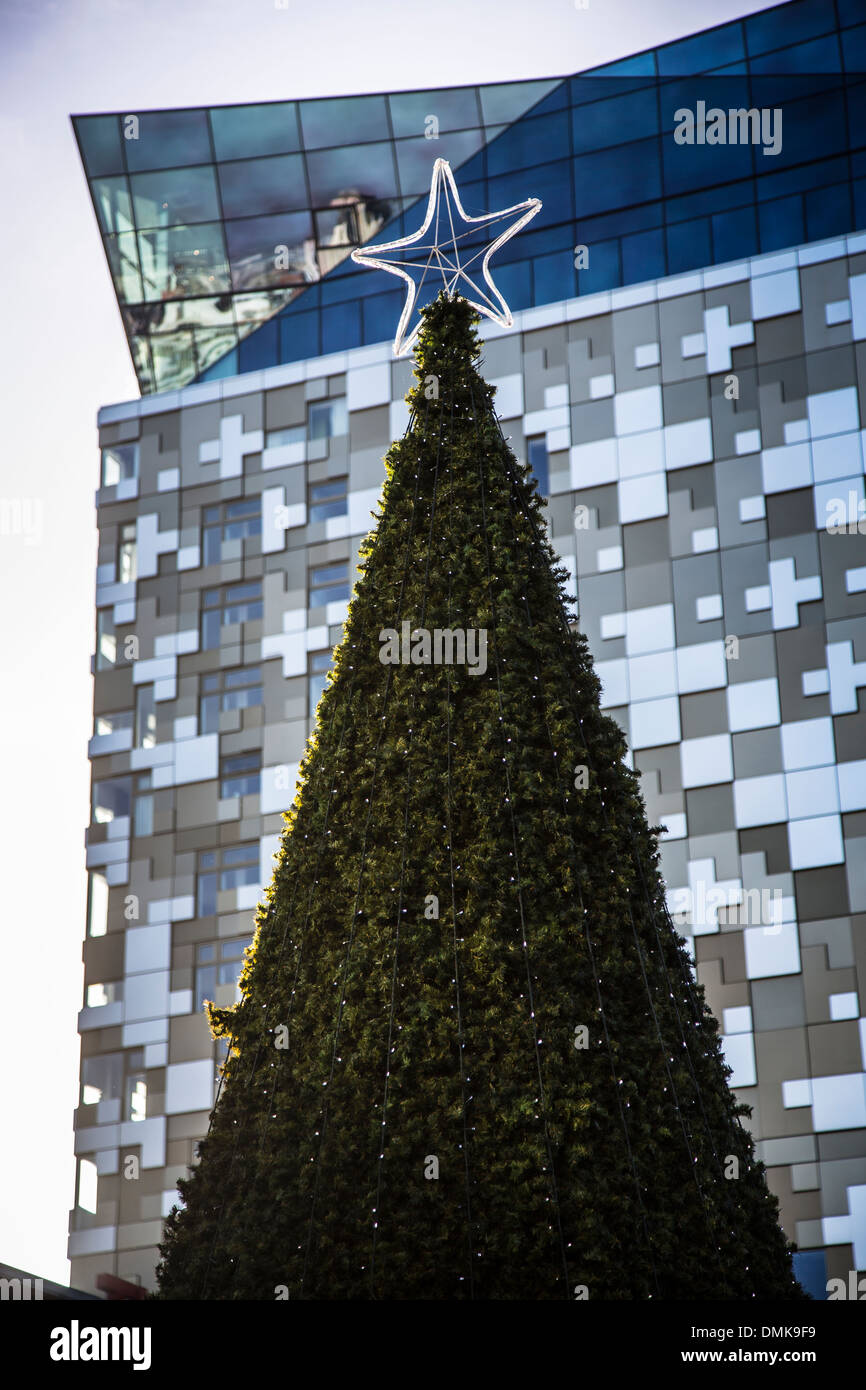 Cube hotel hi-res stock photography and images - Alamy