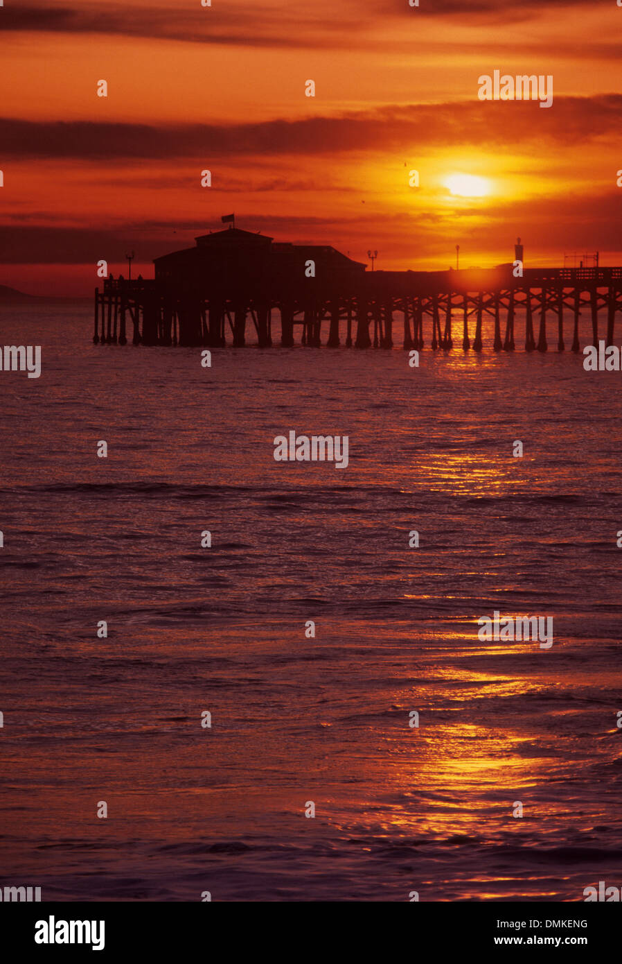 Seal Beach Pier sunset, Seal Beach, California Stock Photo - Alamy