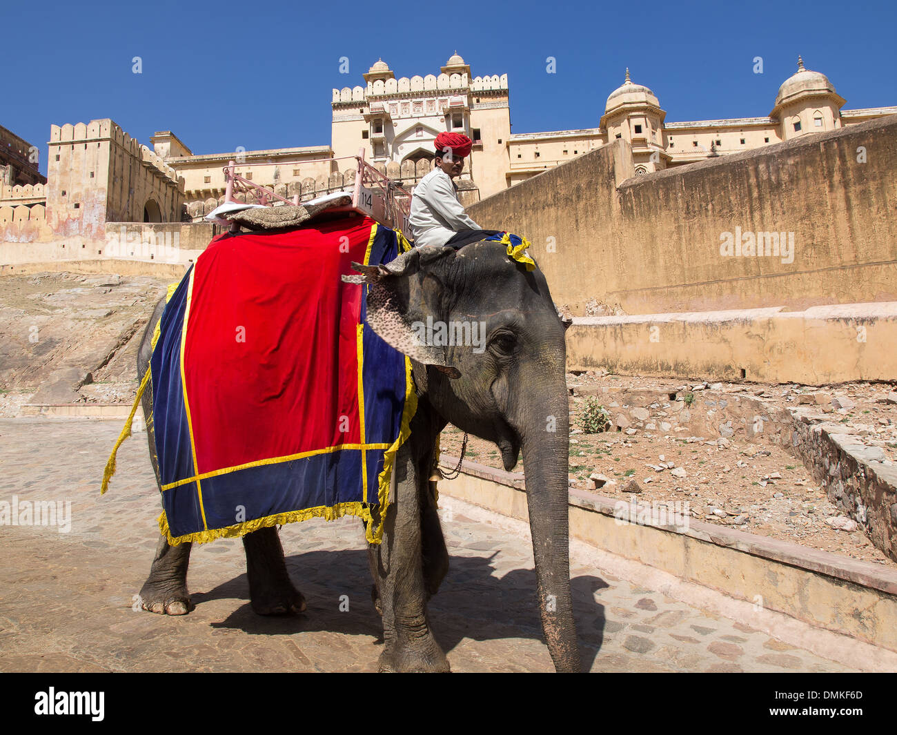 India, Rajasthan, Jaipur, the Amber Fort, elephant driver Stock Photo ...