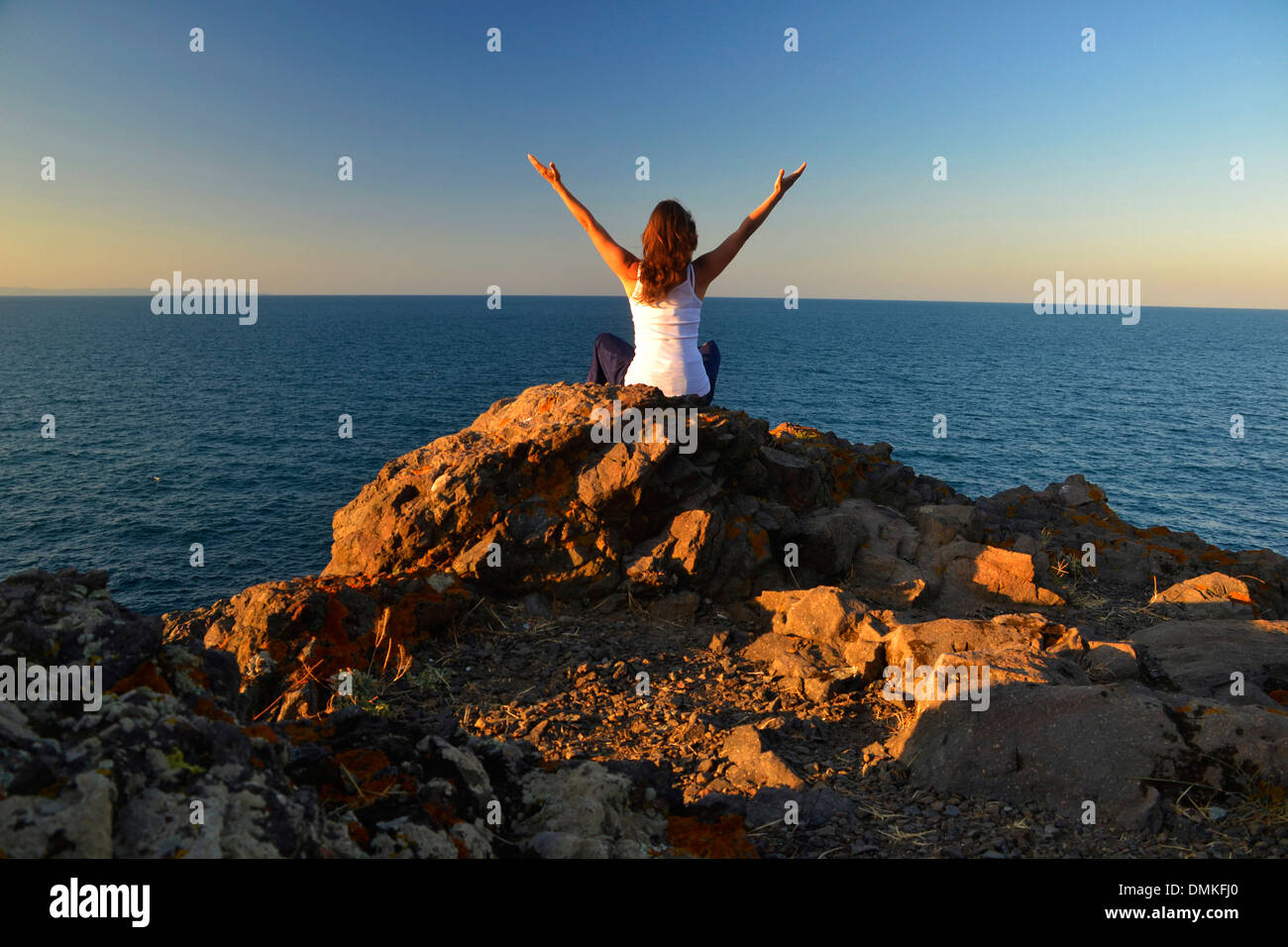 Contemplating pose hi-res stock photography and images - Alamy