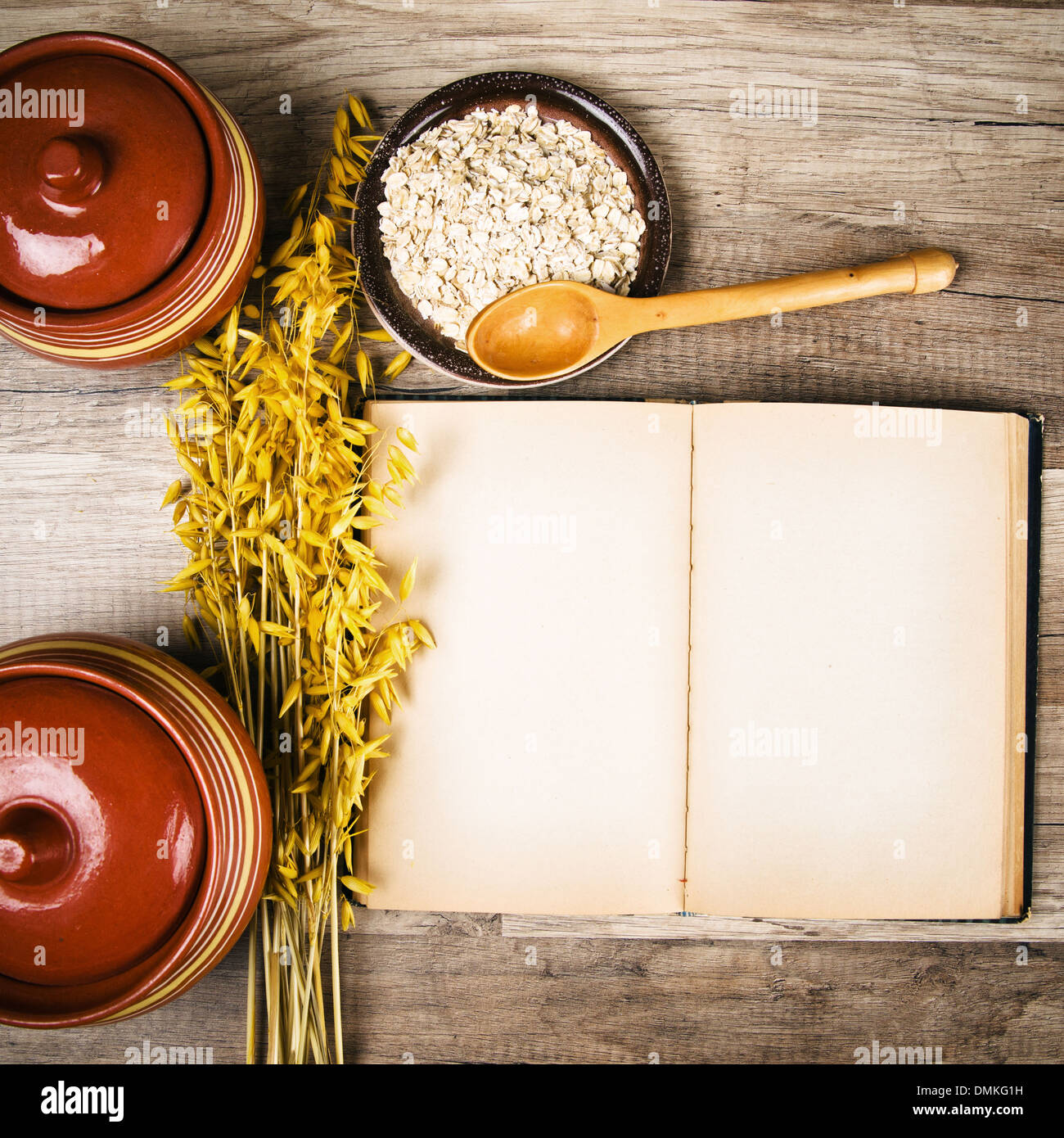 Cookbook hi-res stock photography and images - Alamy