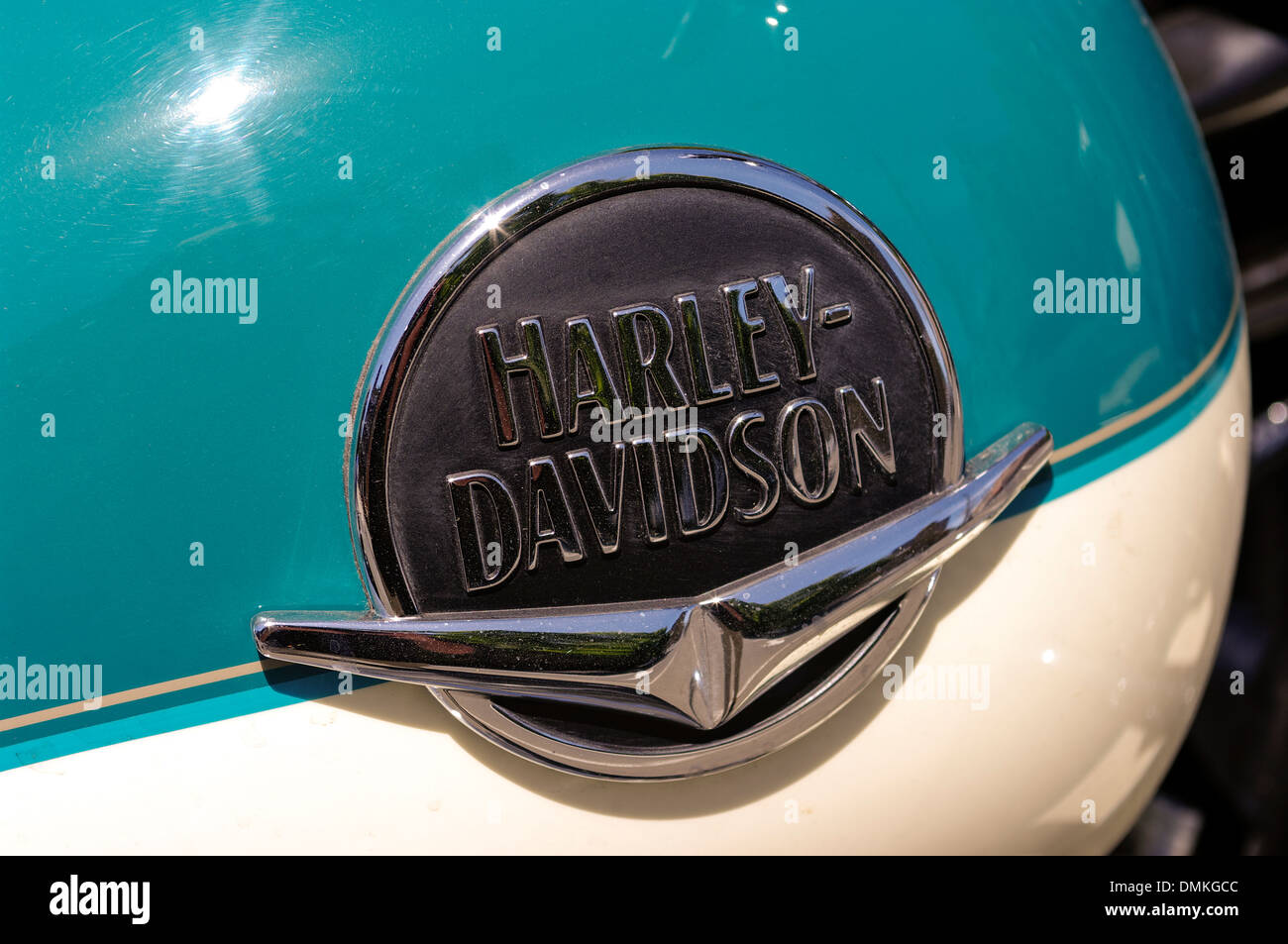 Harley davidson badge hi-res stock photography and images - Alamy
