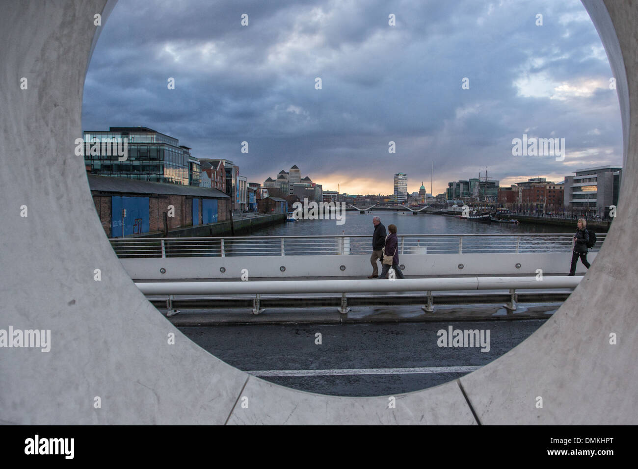 Work bridge over river hi-res stock photography and images - Alamy