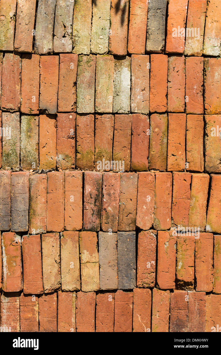 Old bricks hi-res stock photography and images - Alamy