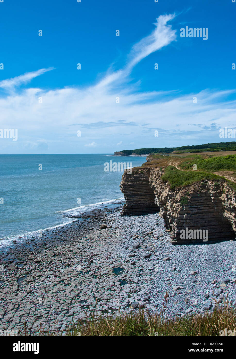 Llantwit major rocks hi-res stock photography and images - Alamy