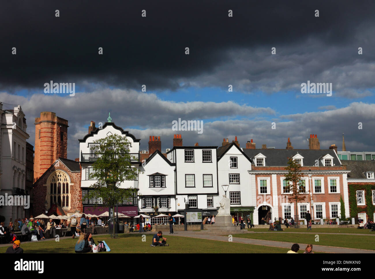 Red sandstone buildings hi-res stock photography and images - Alamy