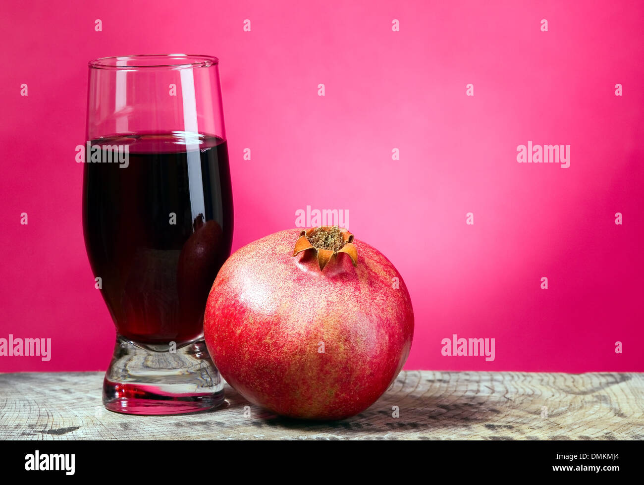 Red tasteful fruit garnet, healthy food concept Stock Photo - Alamy