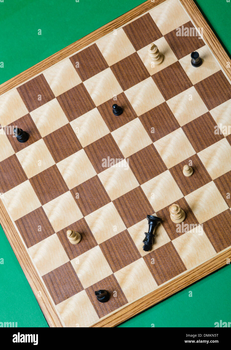 Chess board from above hi-res stock photography and images - Alamy