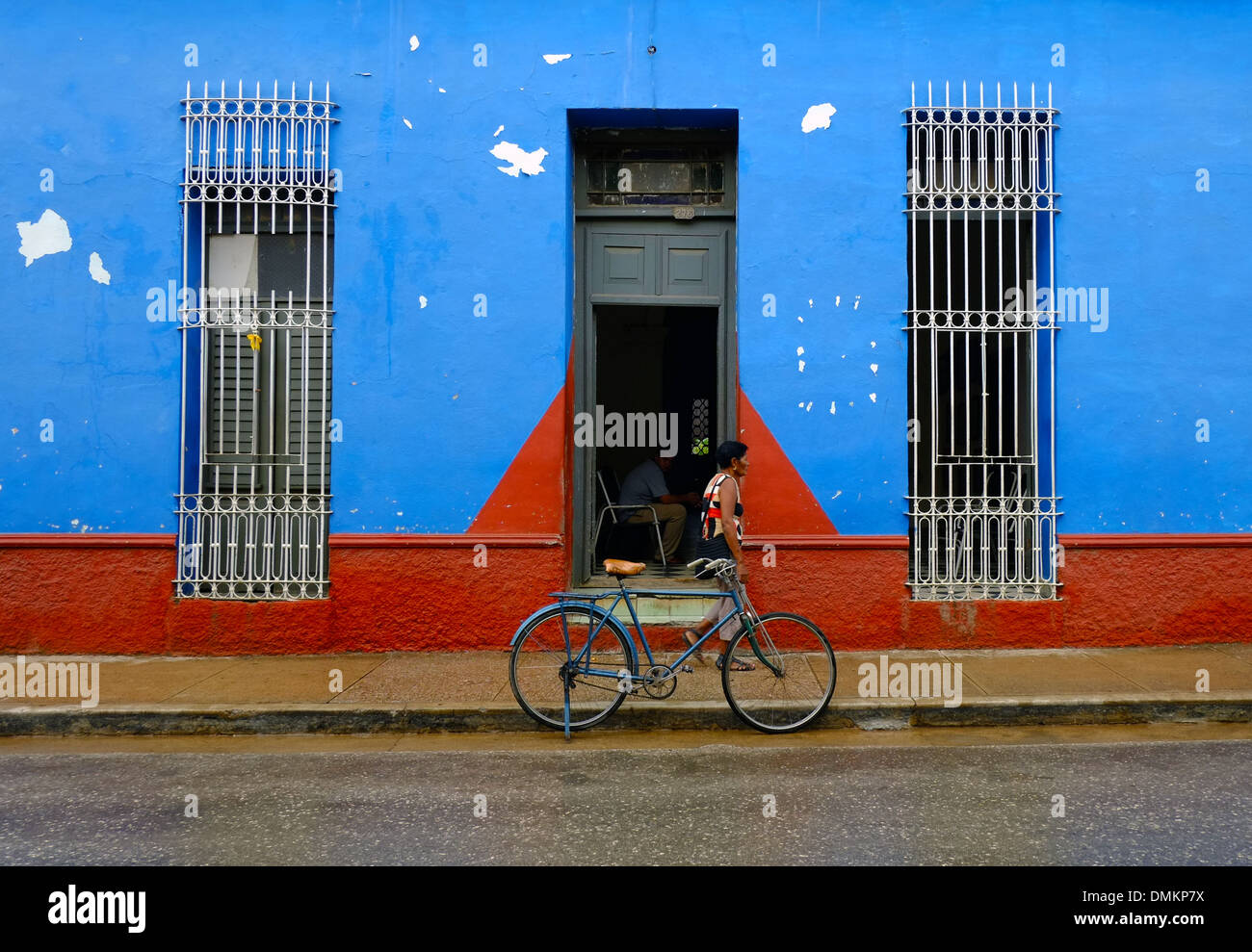 A brightly coloured building in Trinidad, Cuba Stock Photo - Alamy