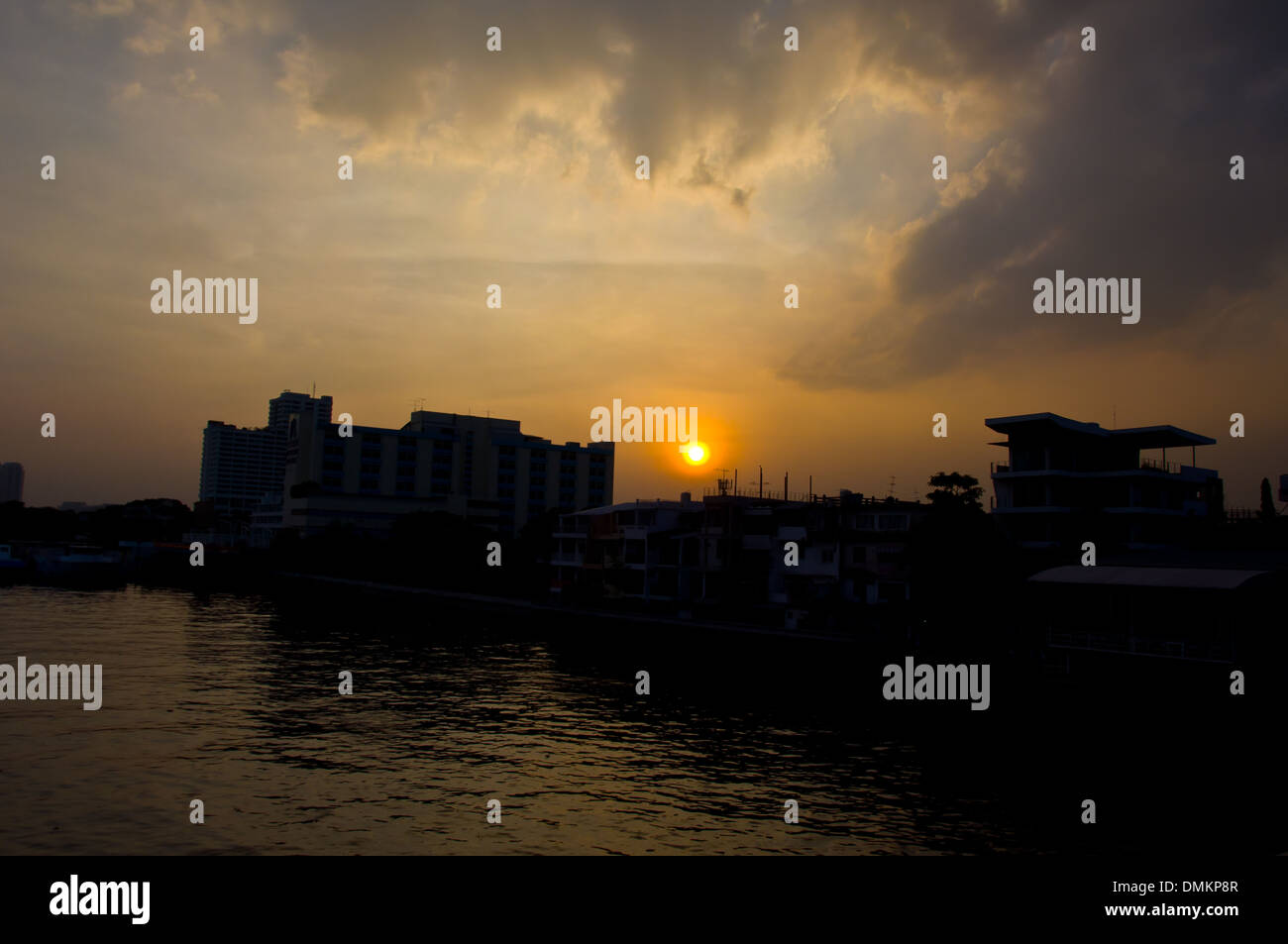 Sundown city hi-res stock photography and images - Alamy