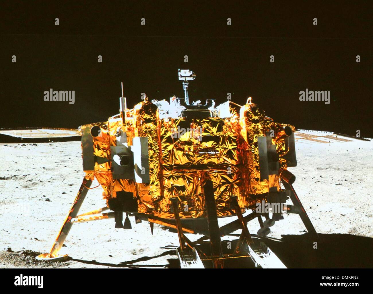 China moon rover hi-res stock photography and images - Alamy