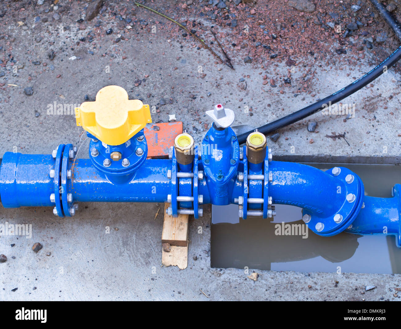 Blue mains pipe hi-res stock photography and images - Alamy