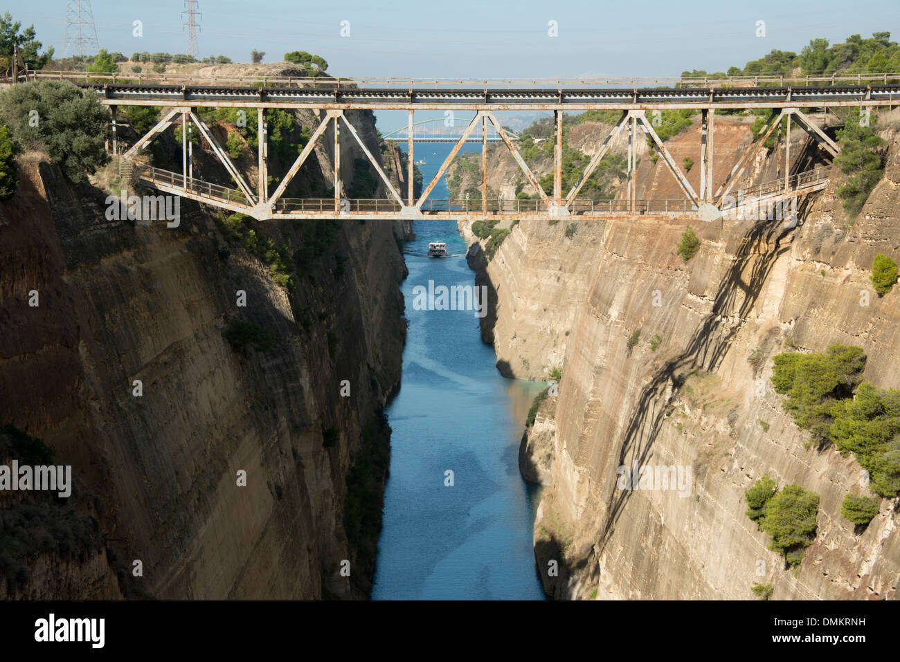 Canal corinth hi-res stock photography and images - Alamy