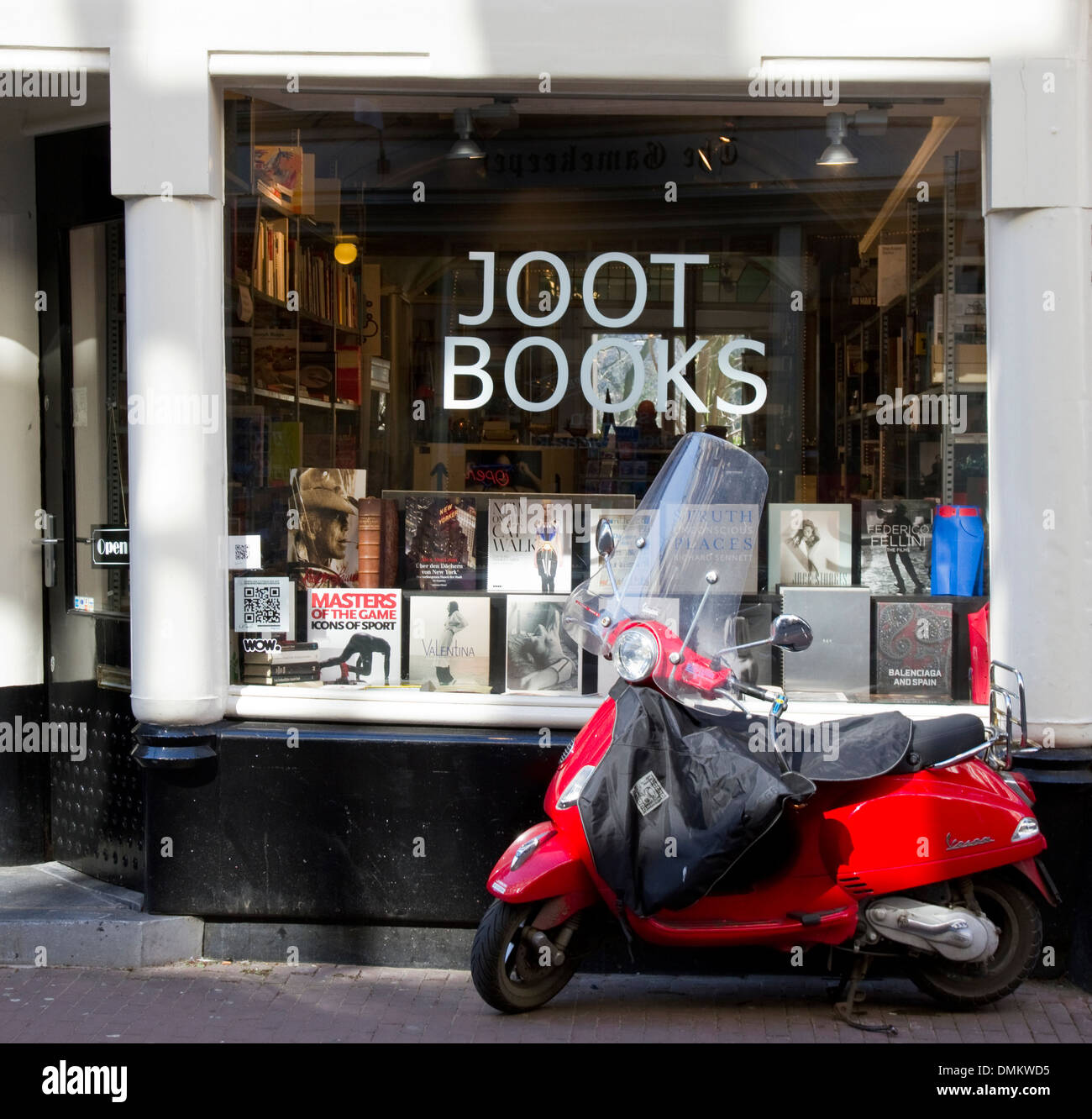 Bookshop Bookseller Business Facade High Resolution Stock Photography ...