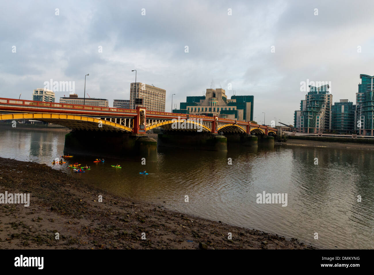 Vauxhall Bridge is a arch bridge in central London Stock Photo - Alamy