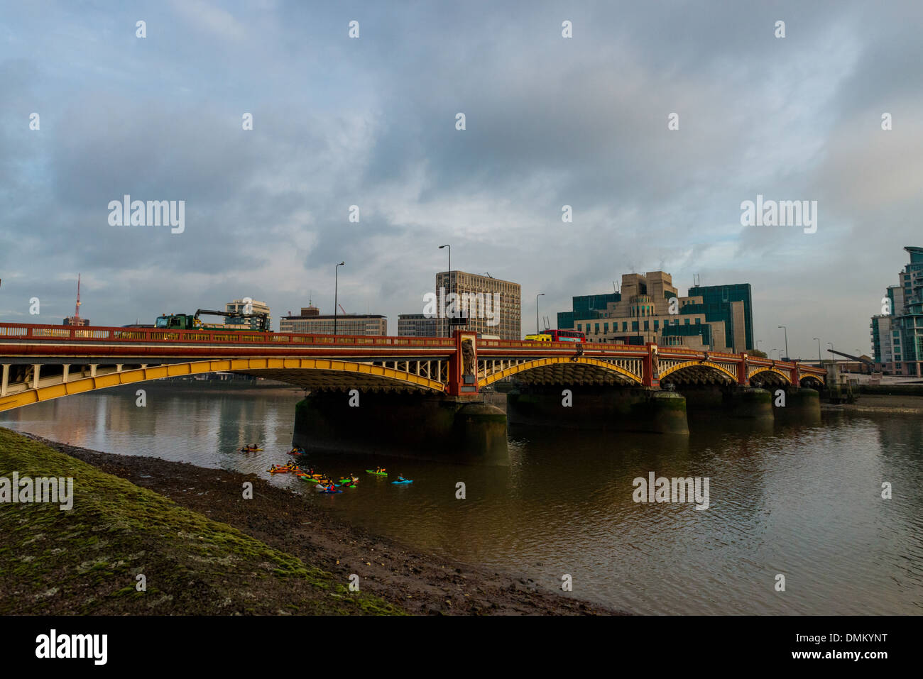 Vauxhall Bridge is a arch bridge in central London Stock Photo - Alamy