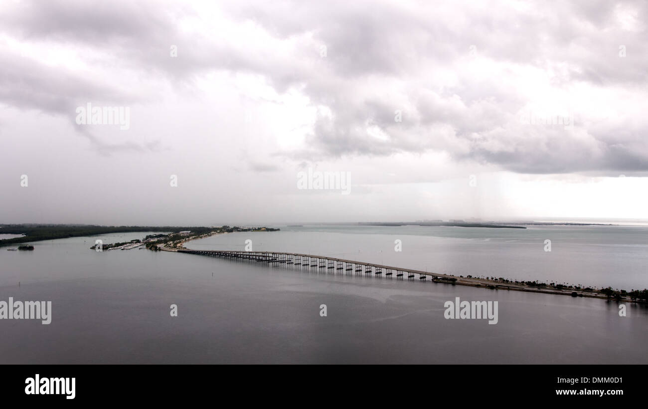 Bridge at Rickenbacker Causeway with the road to Key Biscayne from ...