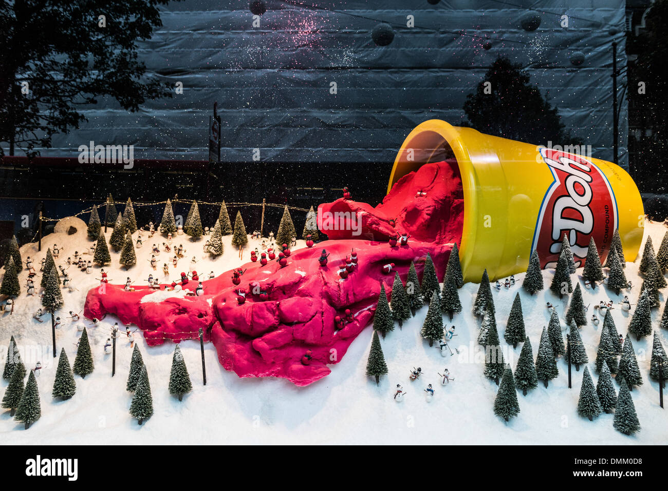 Christmas display Selfridges flagship store in London Stock Photo - Alamy