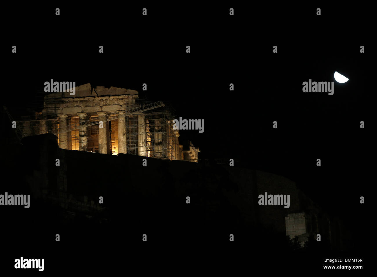 Parthenon at night hi-res stock photography and images - Alamy