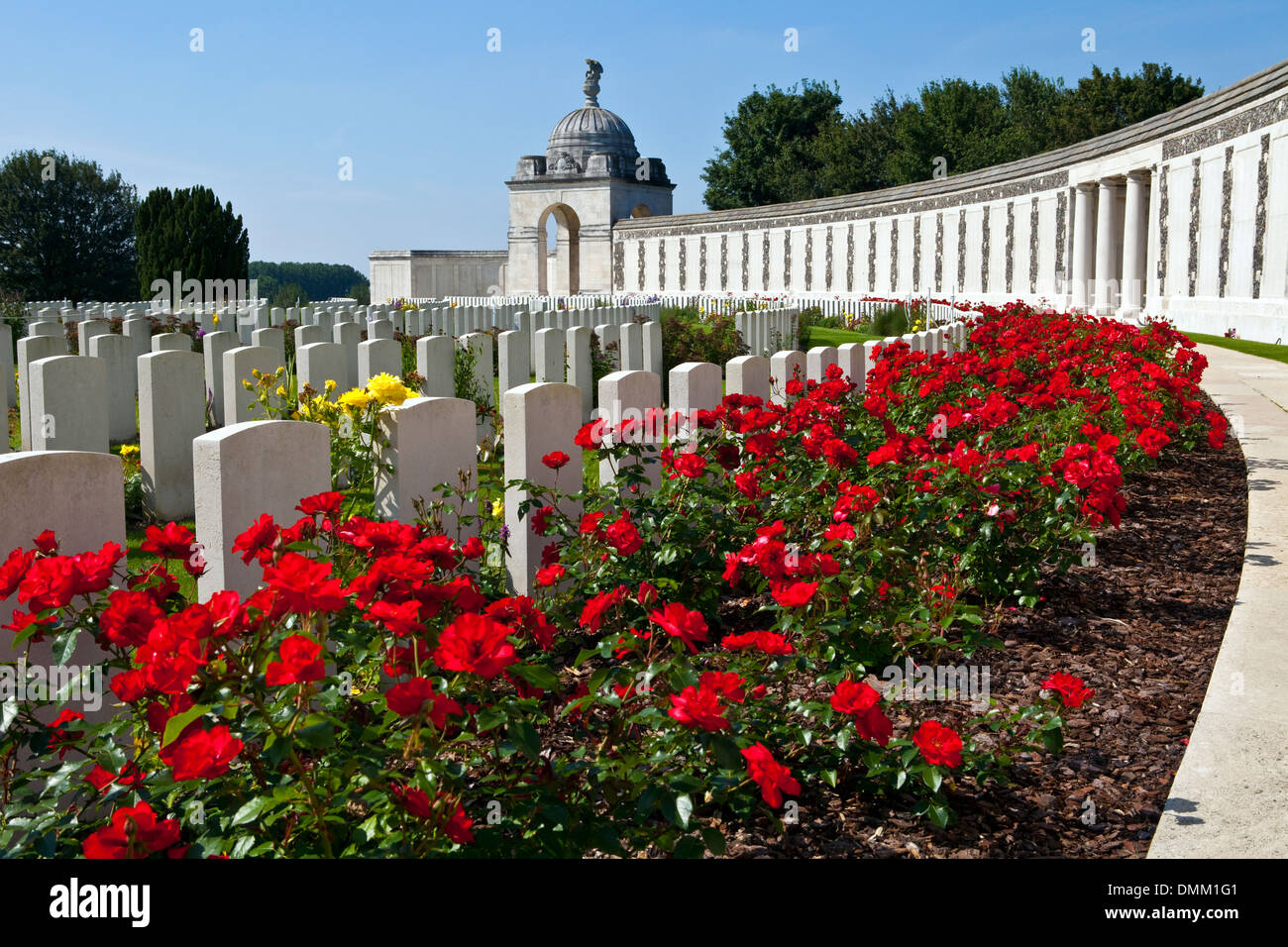 Tyne cot cemetery hi-res stock photography and images - Alamy