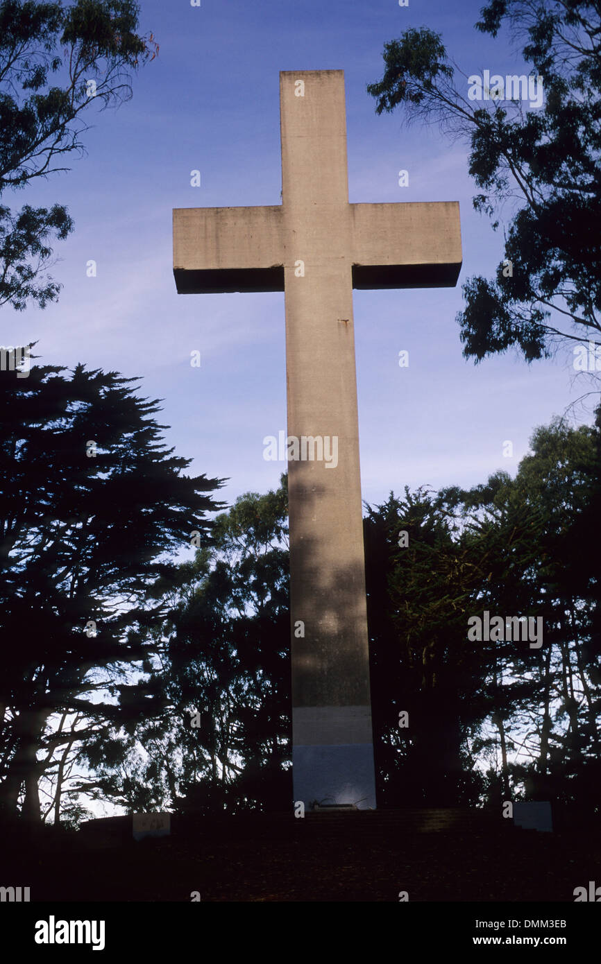 Concrete Cross on Mount Davidson, San Francisco, California Stock Photo ...