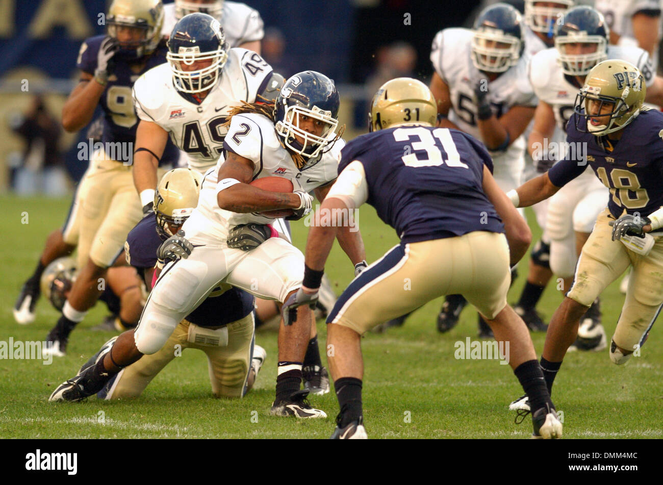 10 October 2009: Connecticut Huskies running back Andre Dixon (2) faces ...