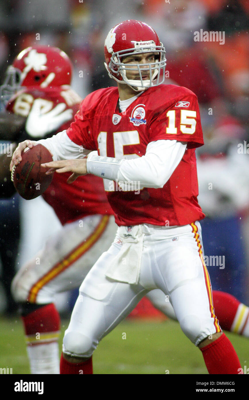 25 October 2009: Kansas City Chiefs quarterback Matt Gutierrez (15 ...