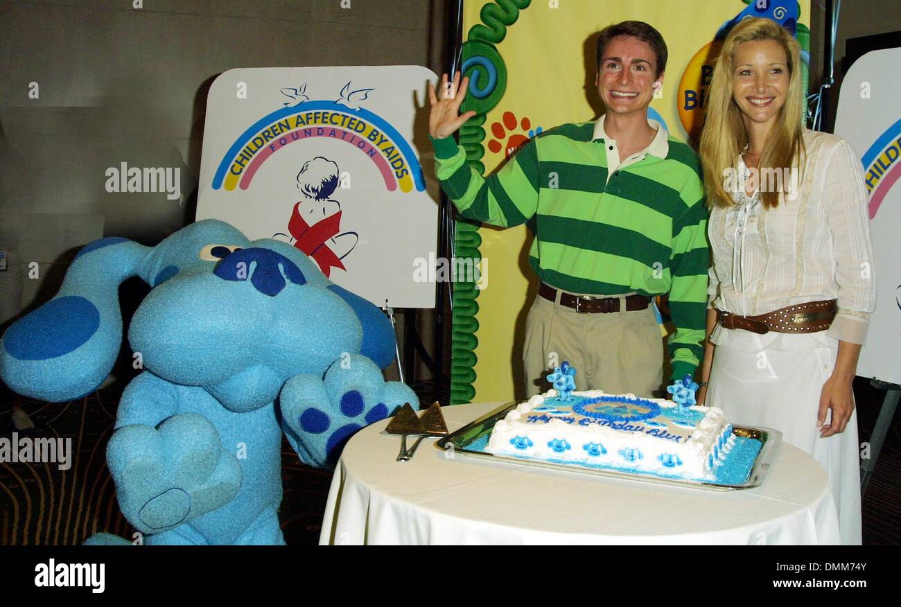 June 30, 2002 - Hollywood, CALIFORNIA, USA - LISA KUDROW AND ROGER ...